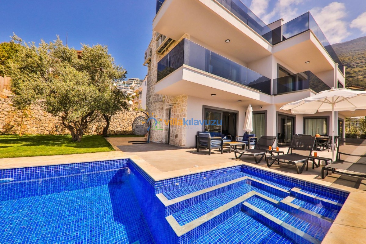 Villa Dream Exclusive - 10 Kişilik, Deniz Manzaralı Kiralık Lüks Villa