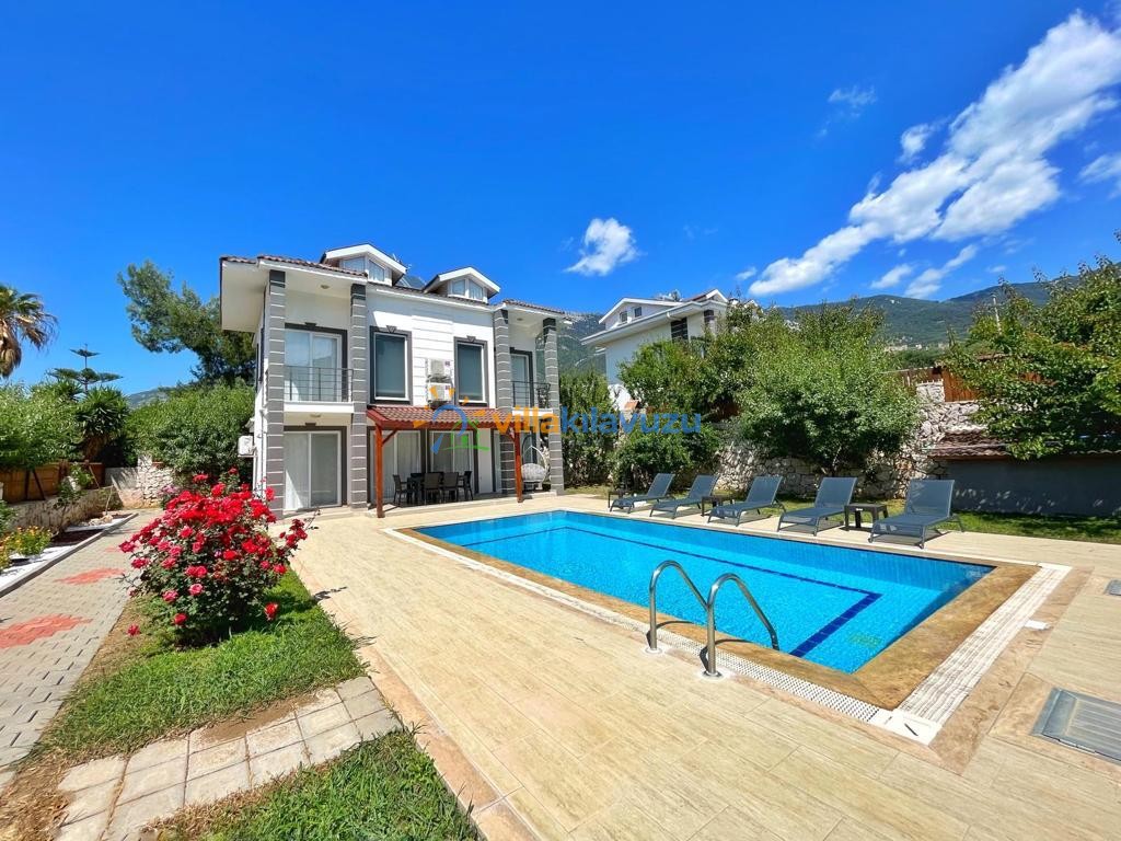 Villa Zez B ; Denize Yakın Villa